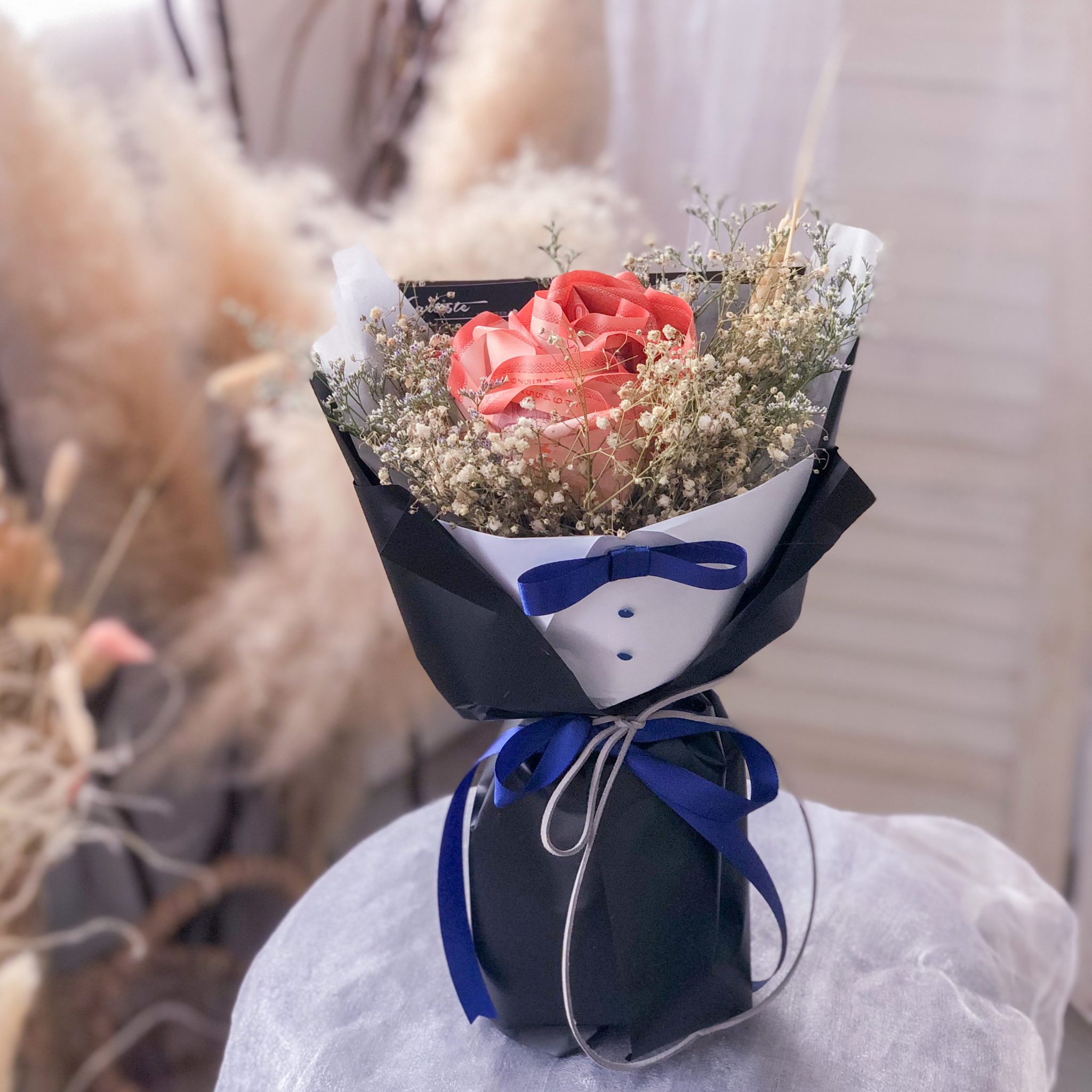 Cash Flower Bouquet 03 - Lartiste - KL Florist
