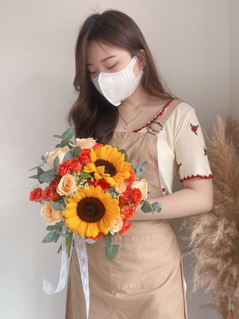 Bridal Bouquet - Sunflower & Roses - Lartiste - KL Florist