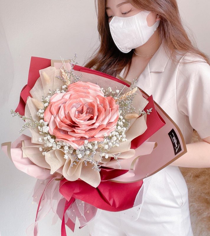 Cash Flower Bouquet 05 - Lartiste - KL Florist